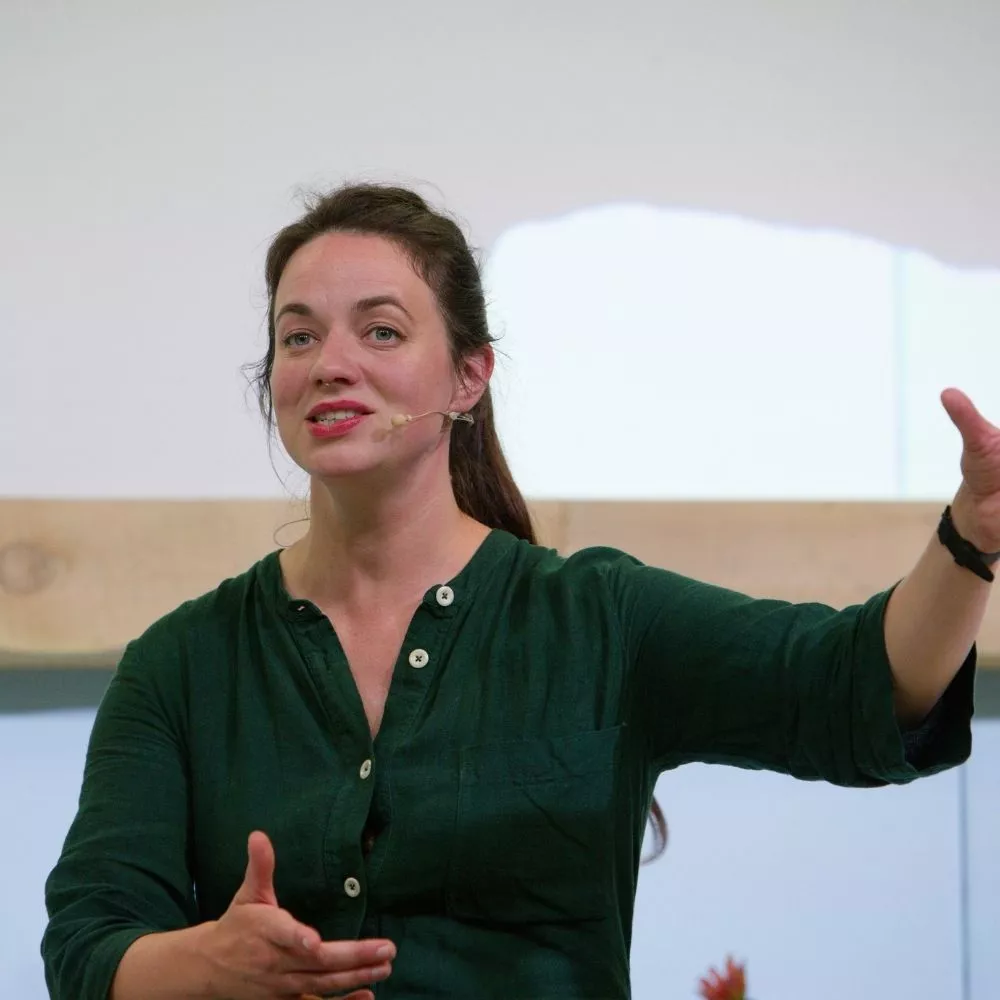 Your favourite experts live - BBC Gardeners' World Live